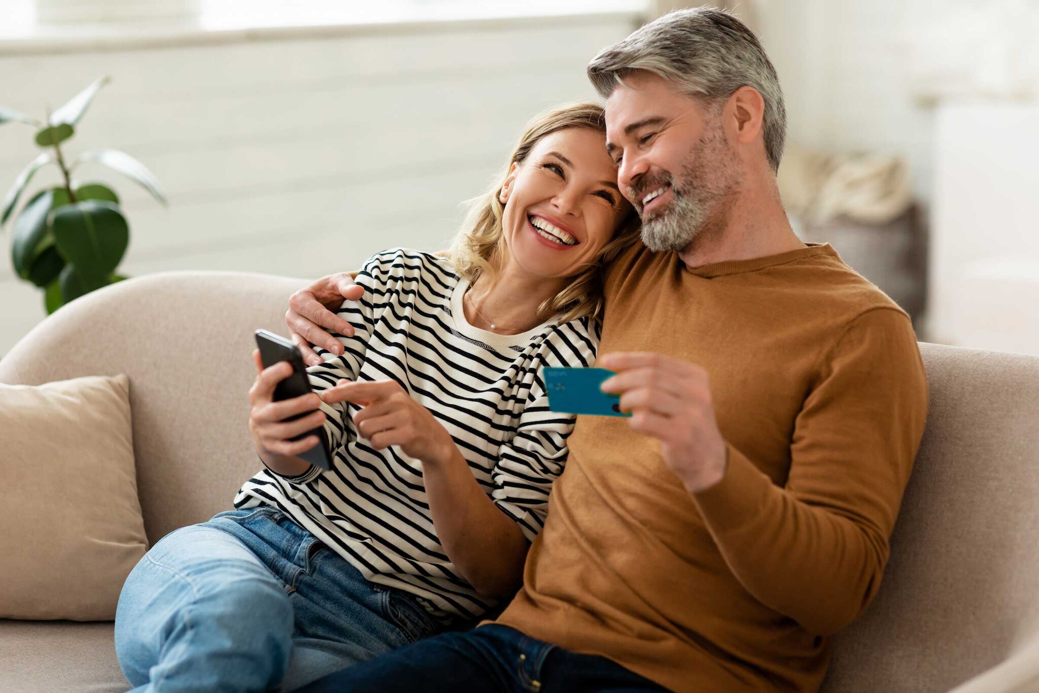 Free debit card with cashback on your purchases | BBVA